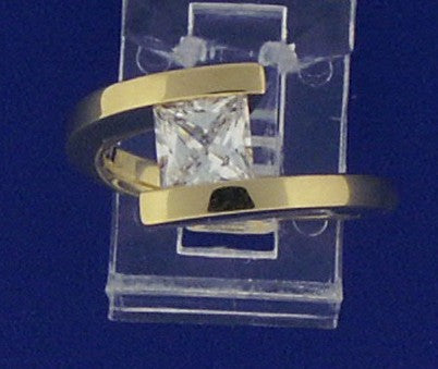 TENSION MOUNT --------18KYG MOUNTING W P/C CZ – RingMaster Jewelers